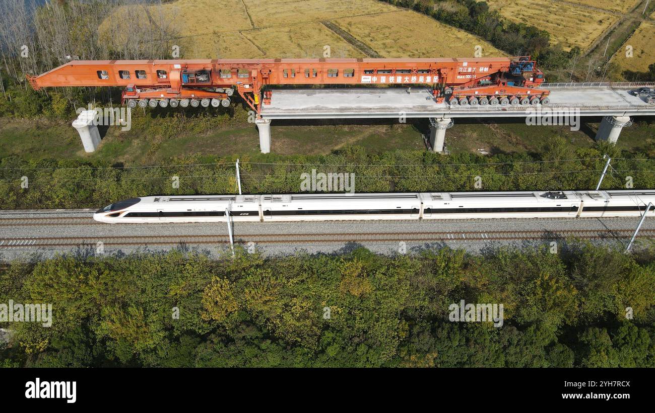 Shanghai nanjing hefei high speed railway hi-res stock photography and ...
