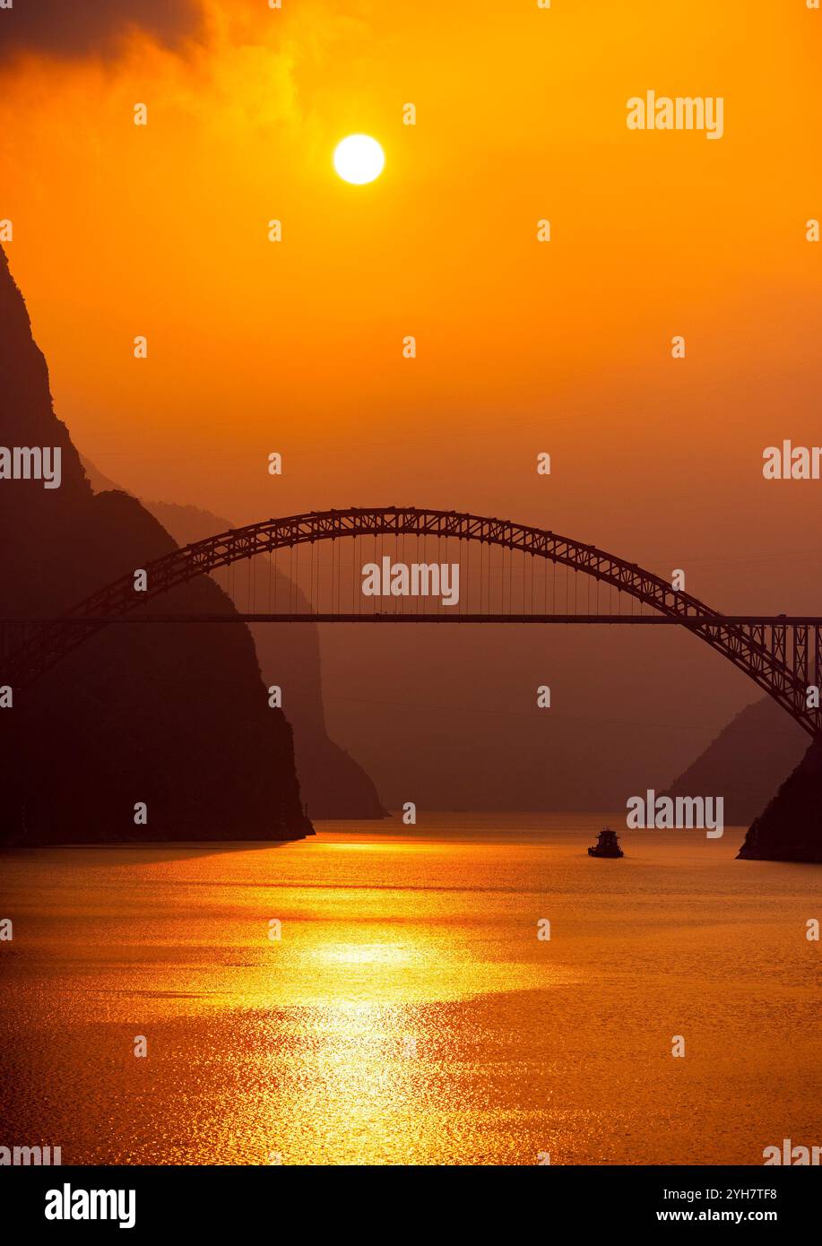 YICHANG, CHINA - NOVEMBER 10, 2024 - Ships sail along the Xiling Gorge ...