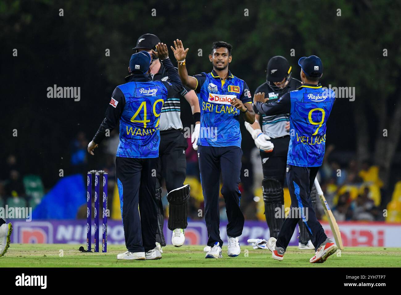 Matheesha pathirana hi-res stock photography and images - Alamy