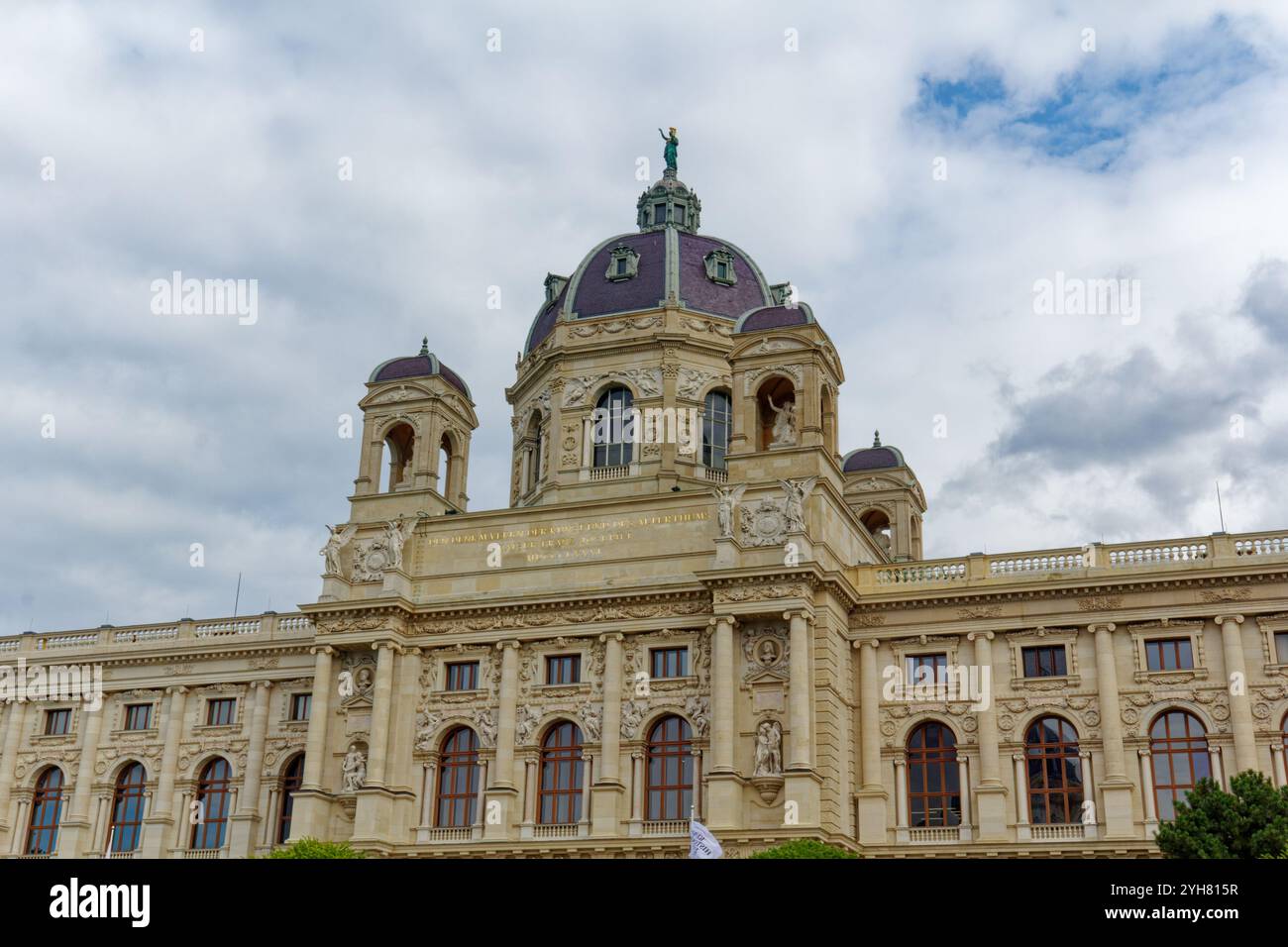 Vienna Austria Soviet War Memorial in Schwarzenbergplatz showcasing ...