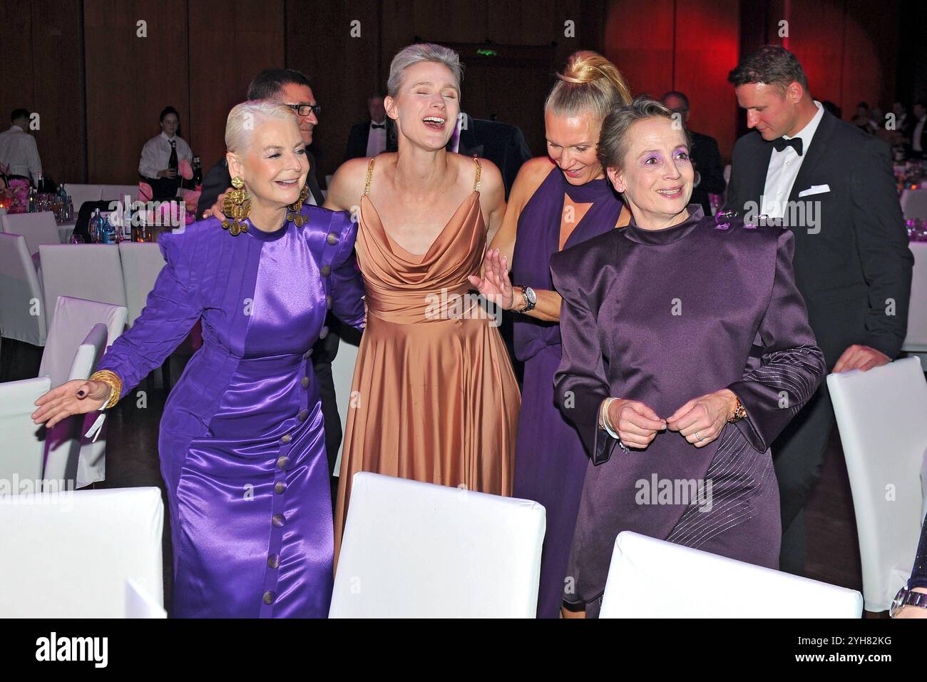 Deutscher Sportpresseball 2024. Magdalena Brzeska , Britta Heidemann ...
