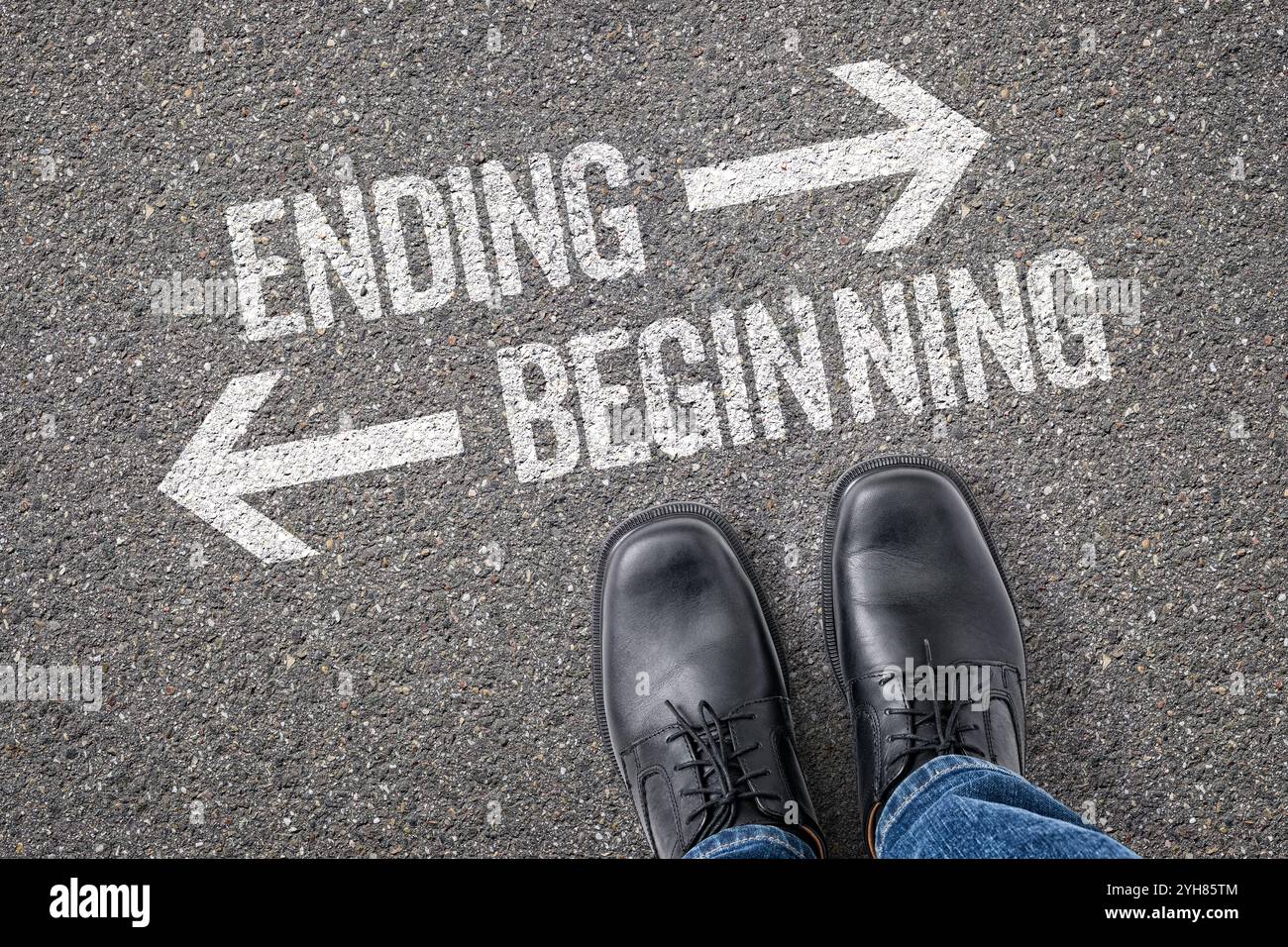 Alternative ending road sign hi-res stock photography and images - Alamy