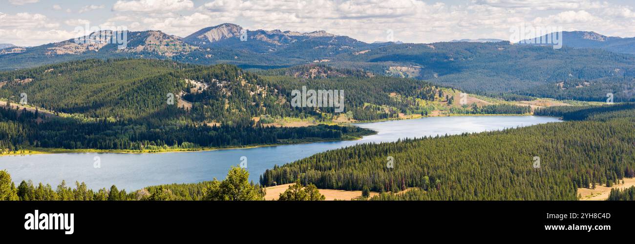 Two Ocean Lake stretching out below the Absaroka Mountains and Grand ...