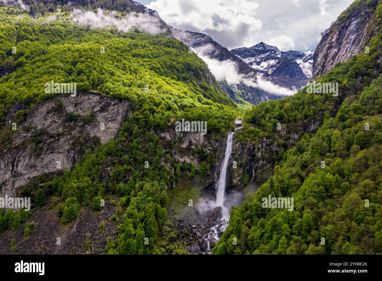 Cascata della Froda near Foroglio in Val Bavona, Ticino Stock Photo - Alamy