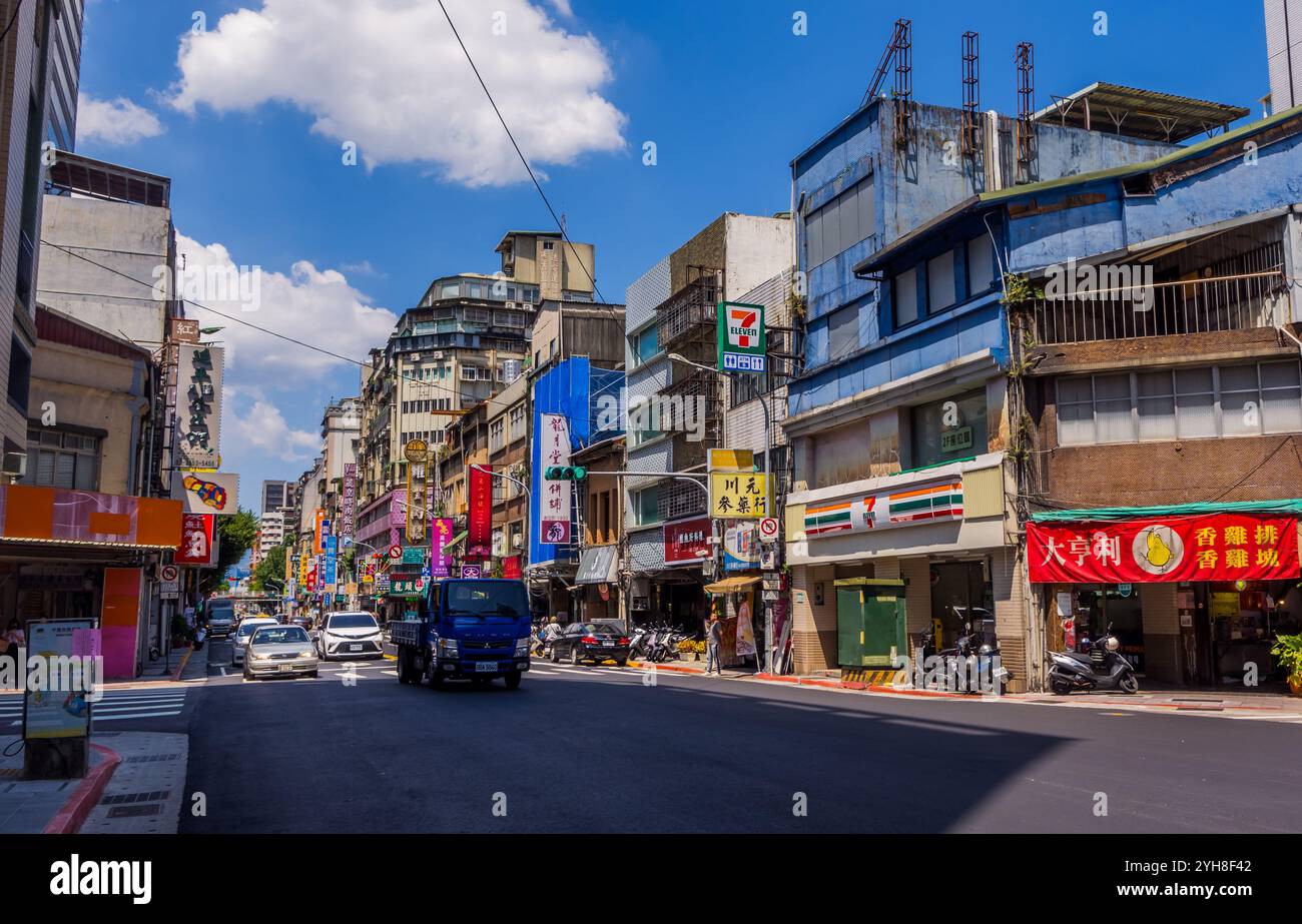 Street photography in the Ximen neighborhood in Taipei, Taiwan Stock ...