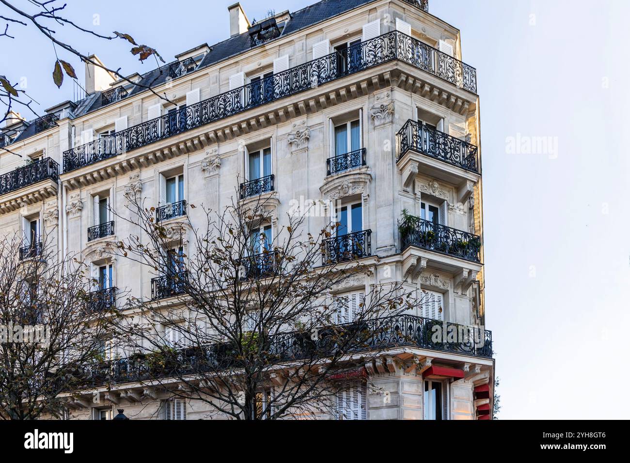 Old and expensive residential building in the city center of Paris ...