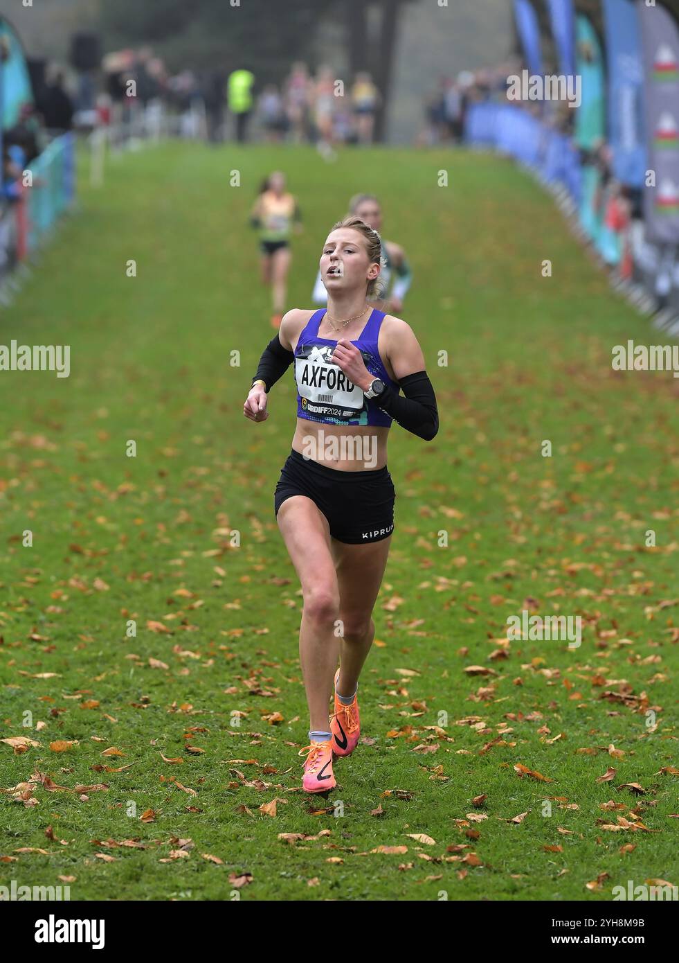 Kate Axford of Belgrave Harriers competing in the senior women’s race ...