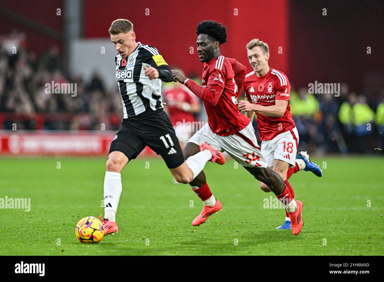 The City Ground, Nottingham, UK. 10th Nov, 2024. Premier League ...