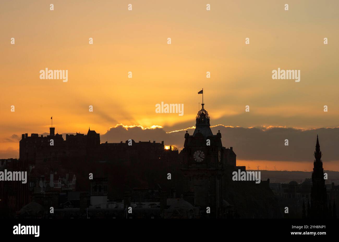 Edinburgh city centre, Scotland, UK. 10 November 2024. After an ...