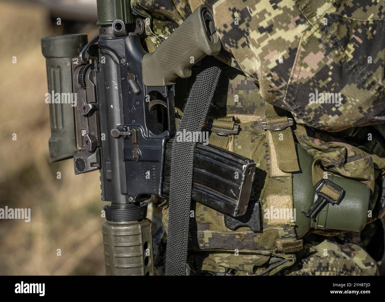 Suffield, Canada. 19th Oct, 2024. A C7 Assault rifle slung over the ...