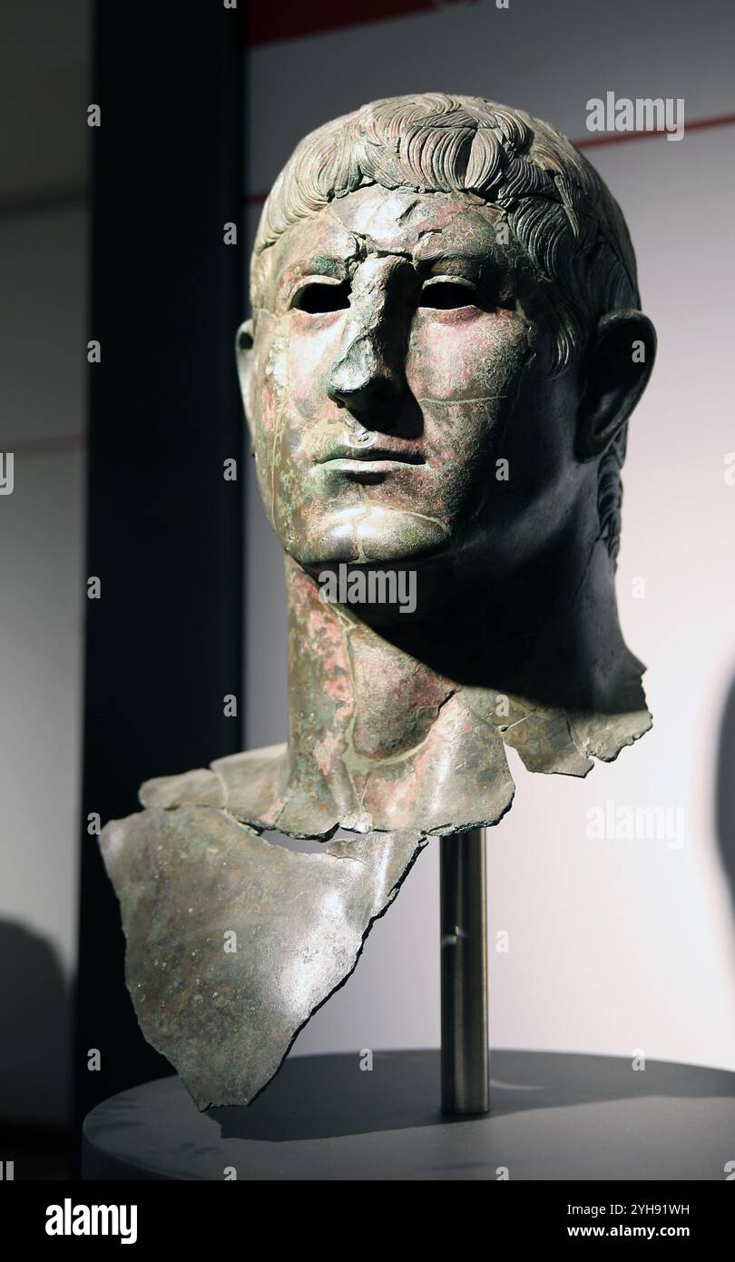 Lucius Cornelius Pusio, roman senator. Statue was offered by the ...