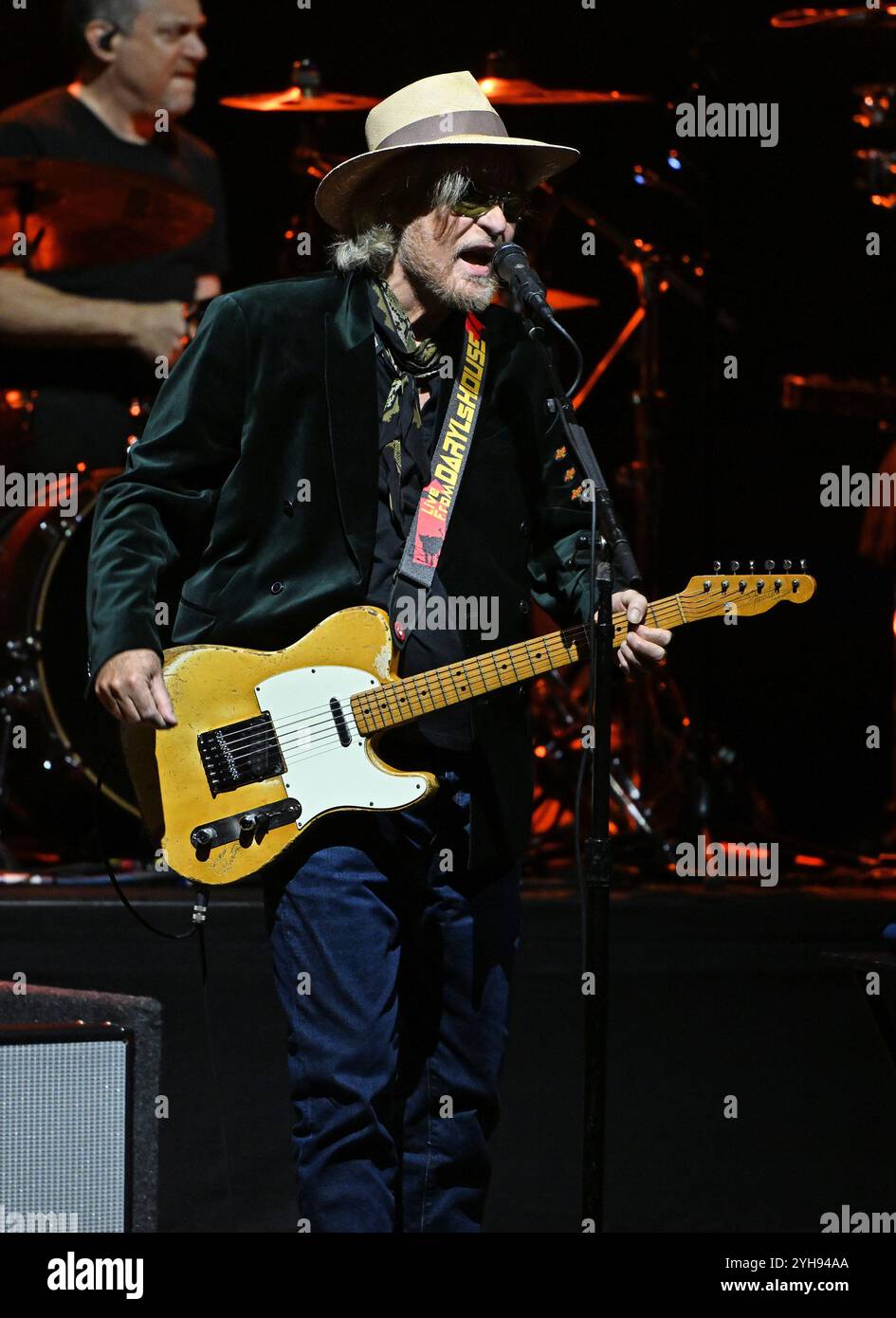 Hollywood FL, USA. 09th Nov, 2024. Daryl Hall performs during The Live ...