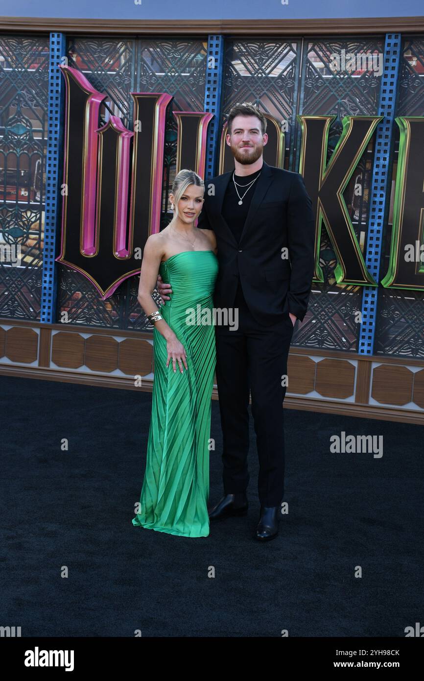 Los Angeles, California, USA 9th November 2024 Dancer Witney Carson and ...