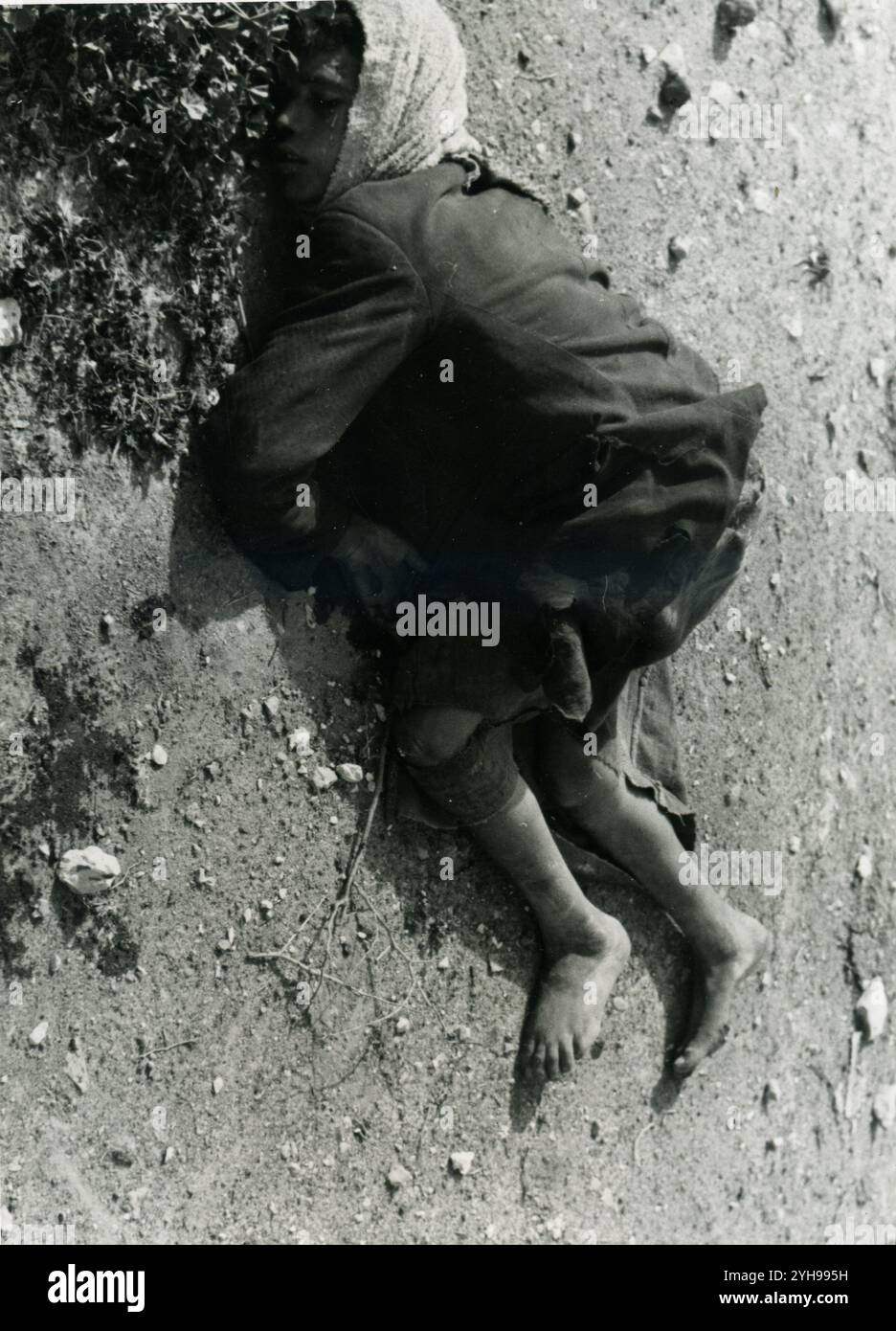 Dead body second world war hi-res stock photography and images - Alamy