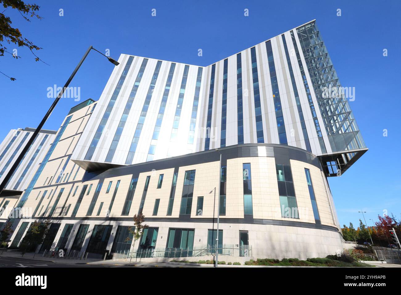 New royal hospital liverpool hi-res stock photography and images - Alamy