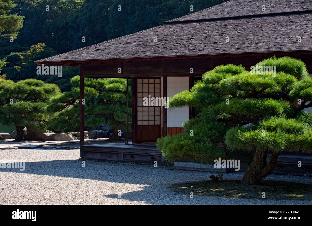 A karesansui (dry landscape raked gravel garden) beside the Kikugetsu ...