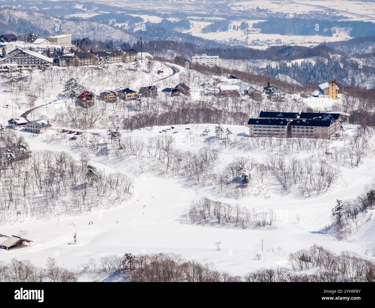 The Japanese ski area of Madarao on a cold, sunny winters day Stock ...