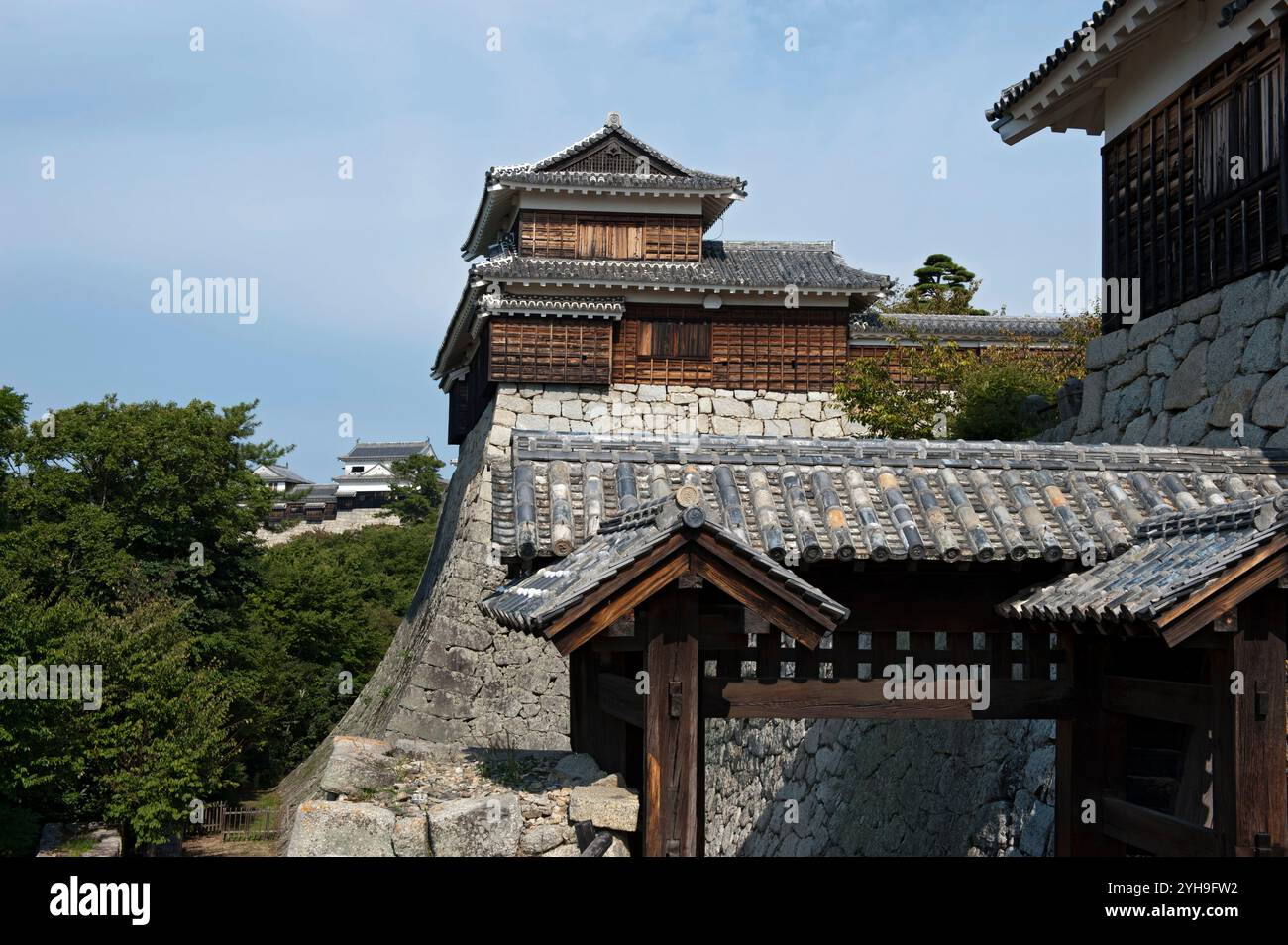Matsuyama Castle on Mount Katsuyama in the city of Matsuyama, Ehime ...