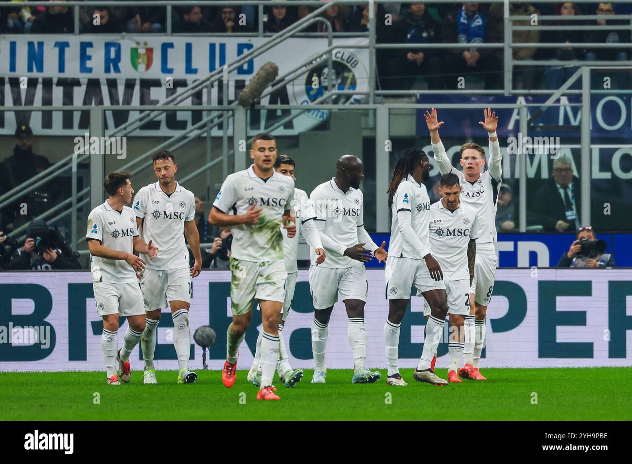 Scott Francis McTominay of SSC Napoli celebrates with his teammates ...
