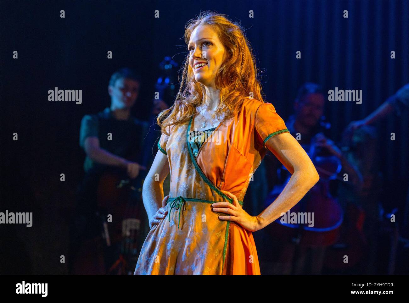 Clare Foster (Elowen Keene) in THE CURIOUS CASE OF BENJAMIN BUTTON at ...