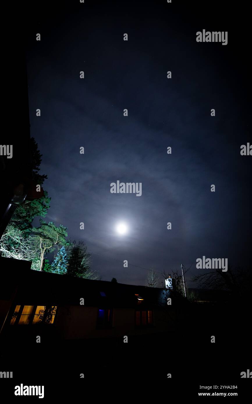 Moon halo wales hi-res stock photography and images - Alamy