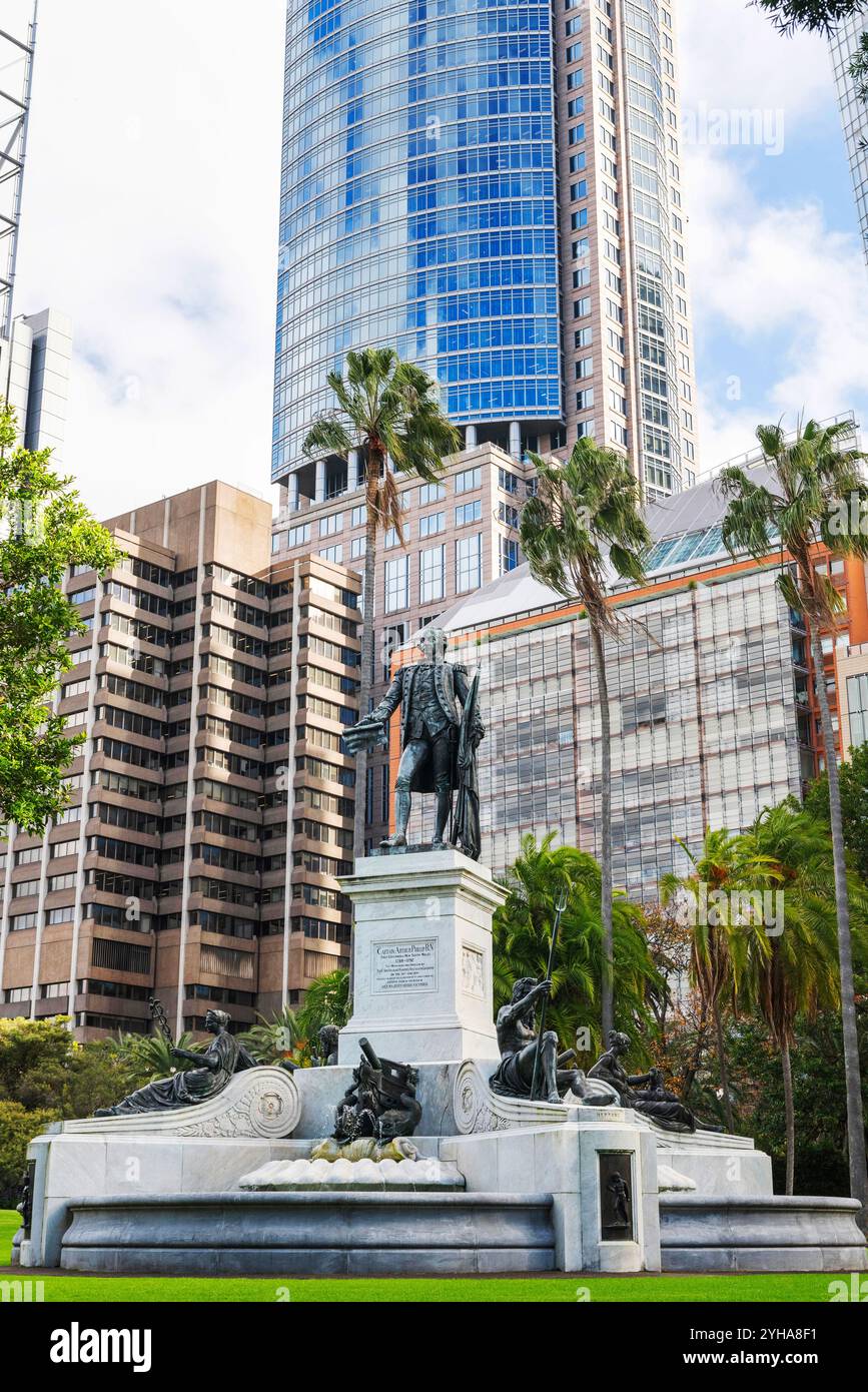 The statue of captain Arthur Philip in Royal Botanic Garden in Sydney ...