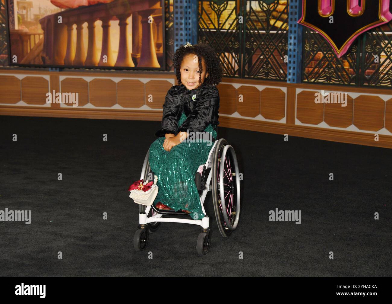 LOS ANGELES, CALIFORNIA - NOVEMBER 09: Cesily Collette Taylor attends ...