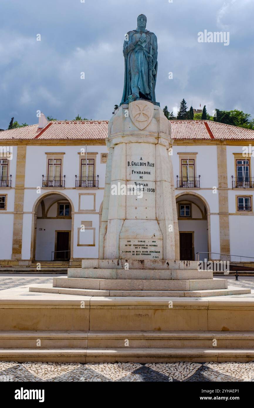 Statue of Dom Gualdim Pais, Tomar founder and crusader knight templar ...