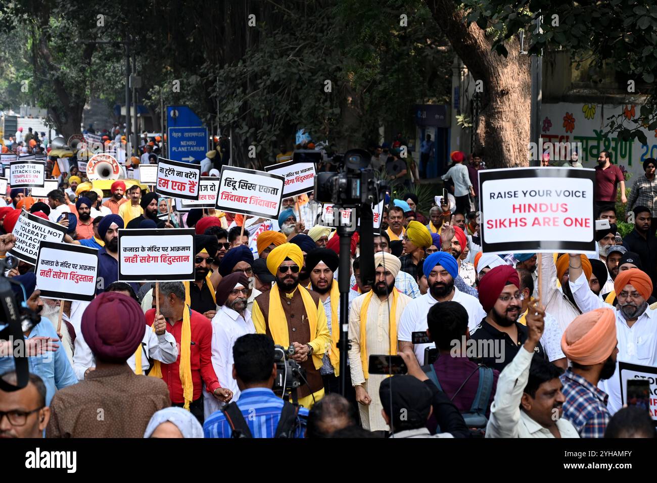 NEW DELHI, INDIA - NOVEMBER 9: Members of Hindu Sikh Global Forum ...