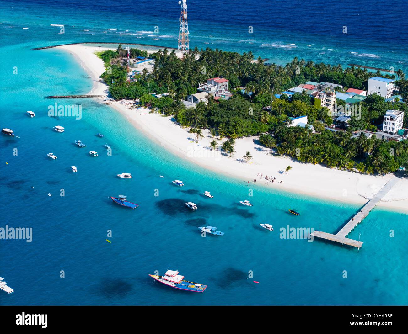 View of Fulidhoo island in the Maldives Stock Photo - Alamy