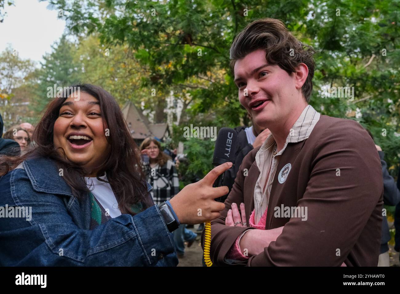 Hundreds gathered for a Harry Styles lookalike competition with a dozen ...