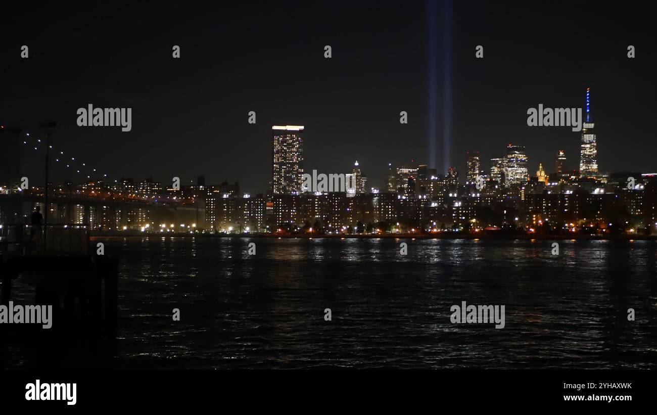 Tribute in Light, Manhattan from East river on September 11 Memorial ...
