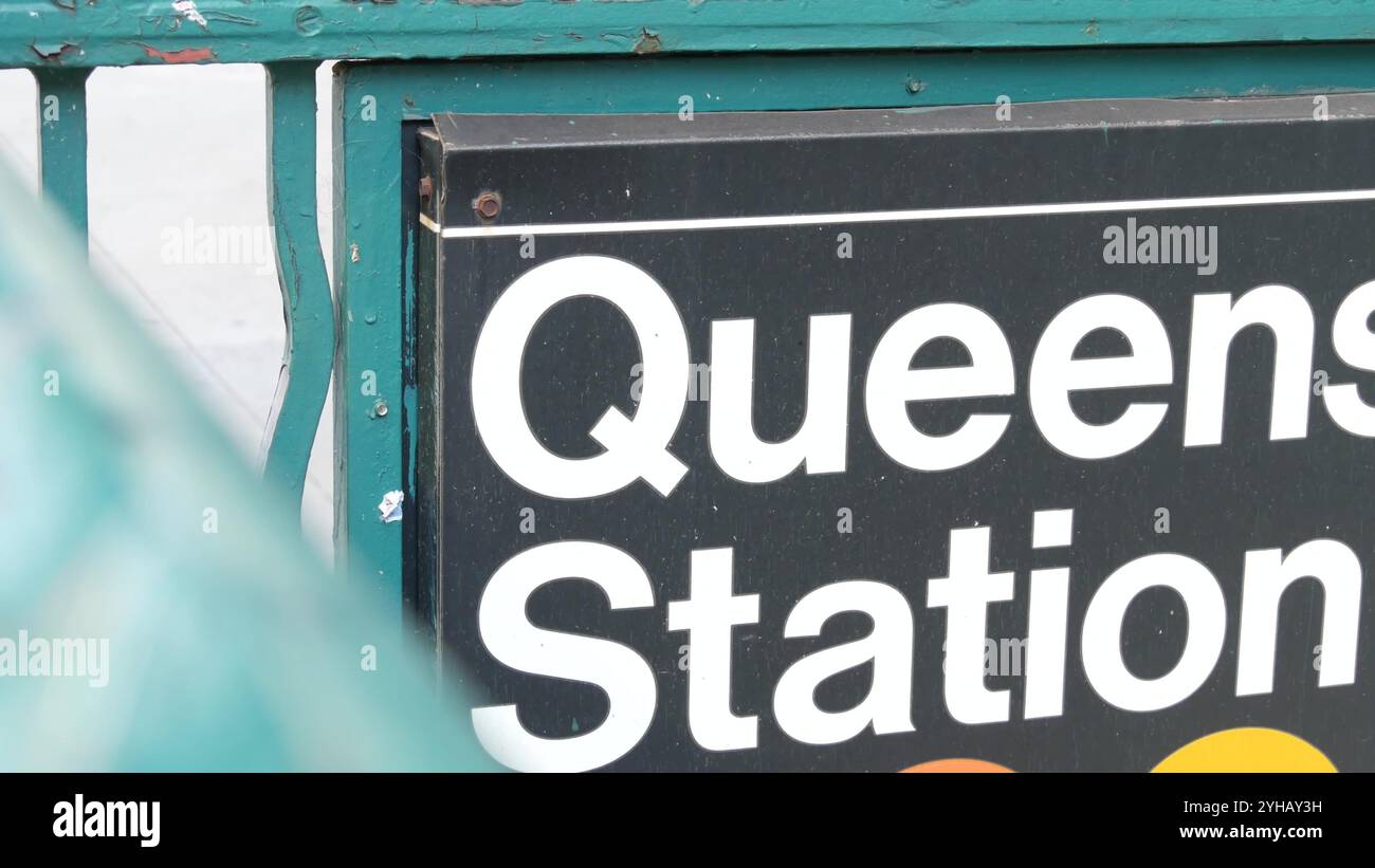 New York subway sign, Queens underground metro station. Metropolitan ...