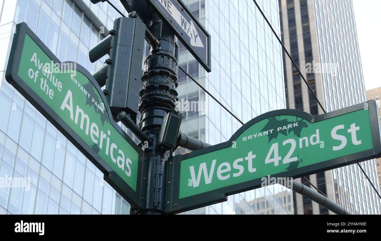 New York City crossroad, 42 street intersection road sign. 6 Sixth ave ...