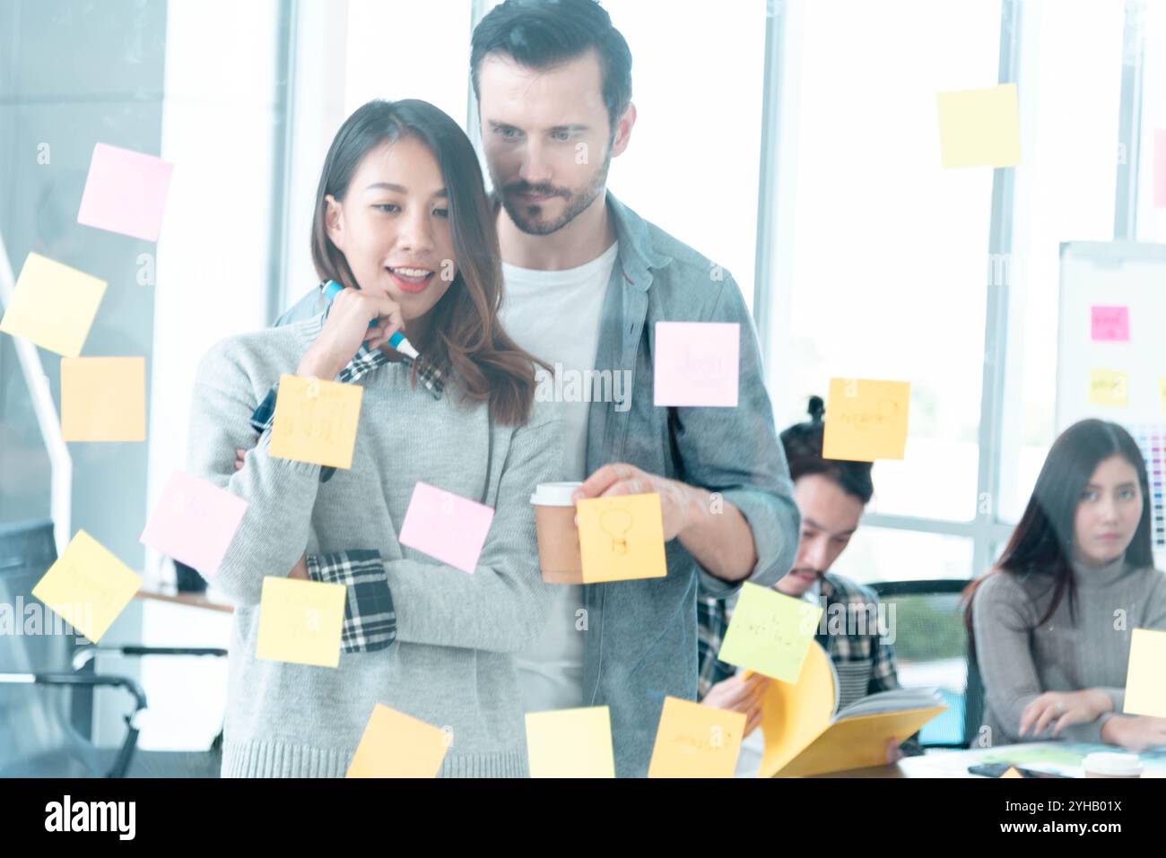 Brainstorming diversity creative design use post it sticky note team ...