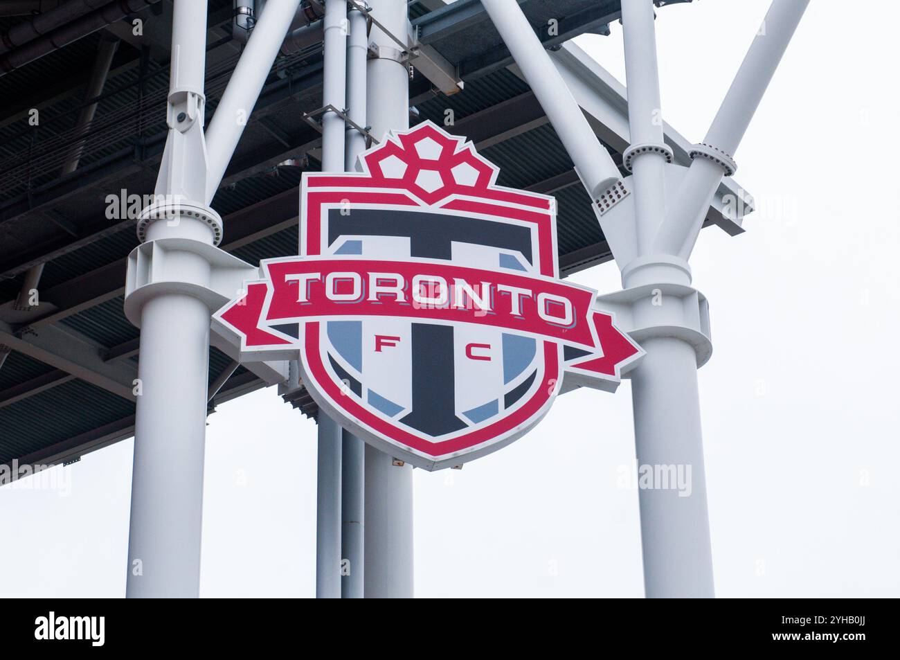 Modern f c logo hi-res stock photography and images - Alamy