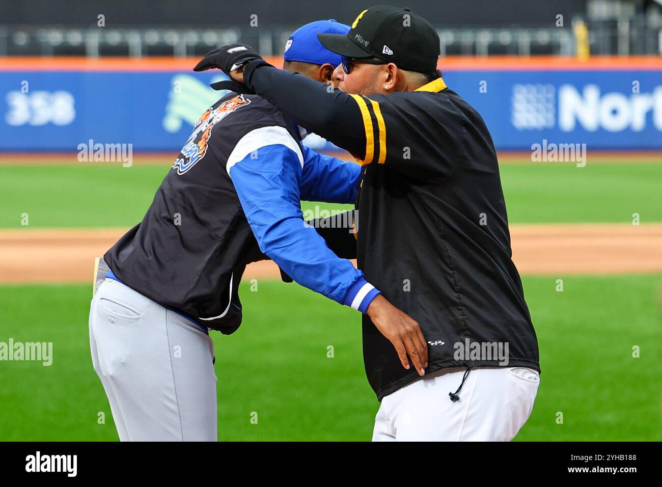 Ball llogo hi-res stock photography and images - Alamy