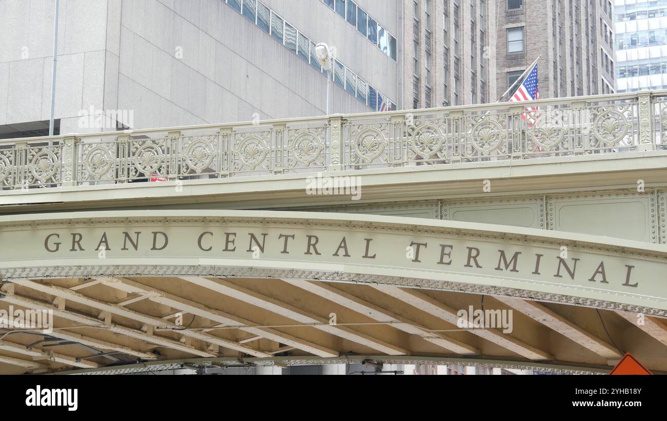 New York City Grand Central Terminal, 42 street, Park Avenue, Pershing Square bridge ...