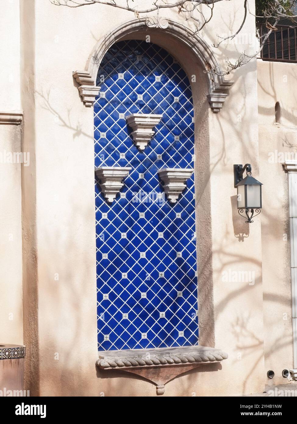 Patterned royal blue window at Tlaquepaque Village, Sedona, Arizona ...