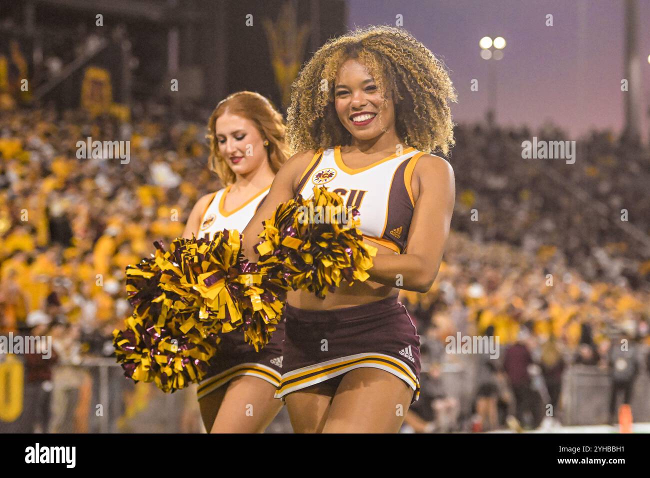 Arizona State Sun Devils cheerleaders cheer on the sideline in the ...