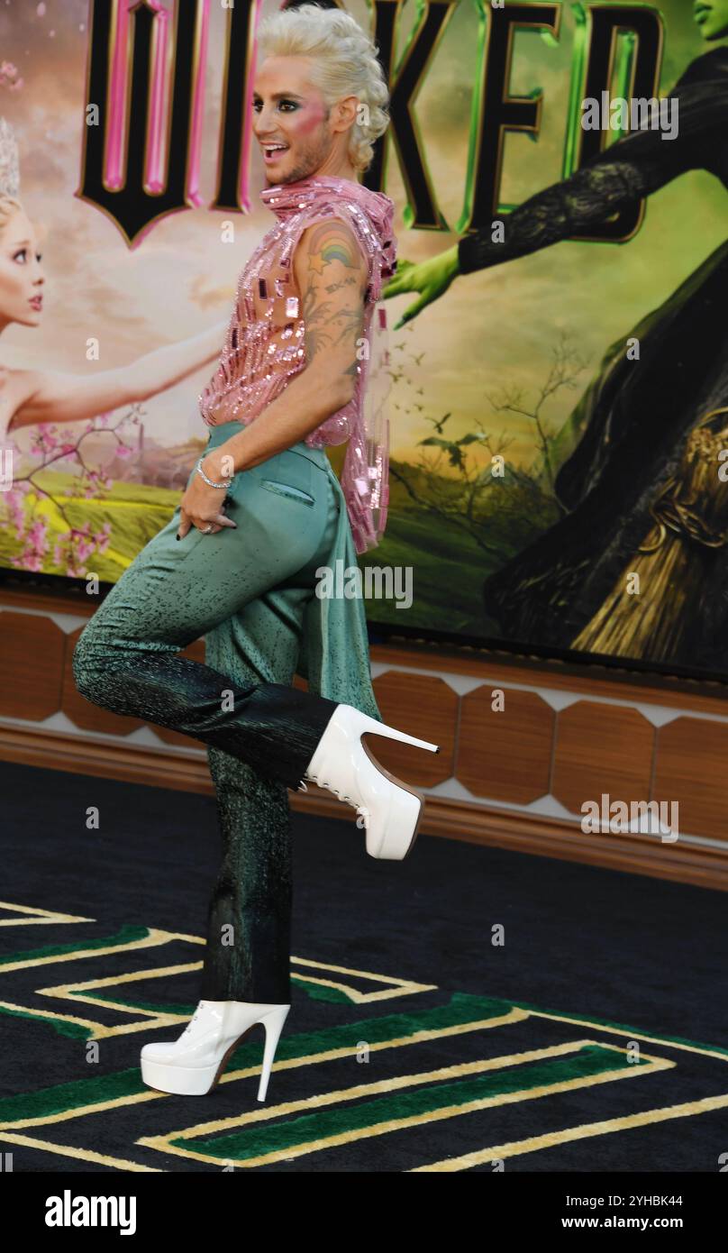 LOS ANGELES, CALIFORNIA - NOVEMBER 09: Frankie Grande attends the Los ...