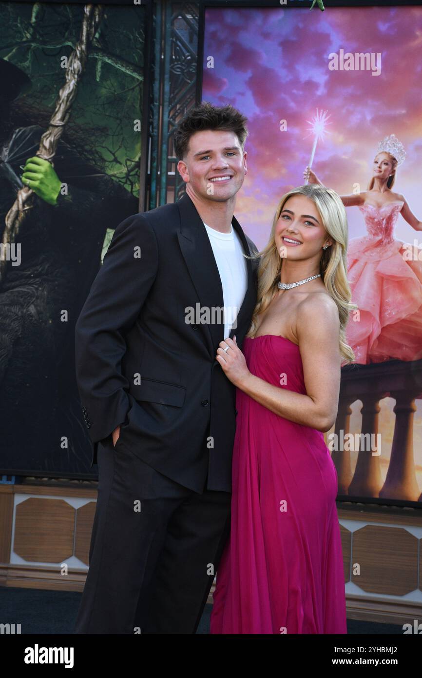 Los Angeles, California, USA 9th November 2024 Walker Lyons and Dancer ...