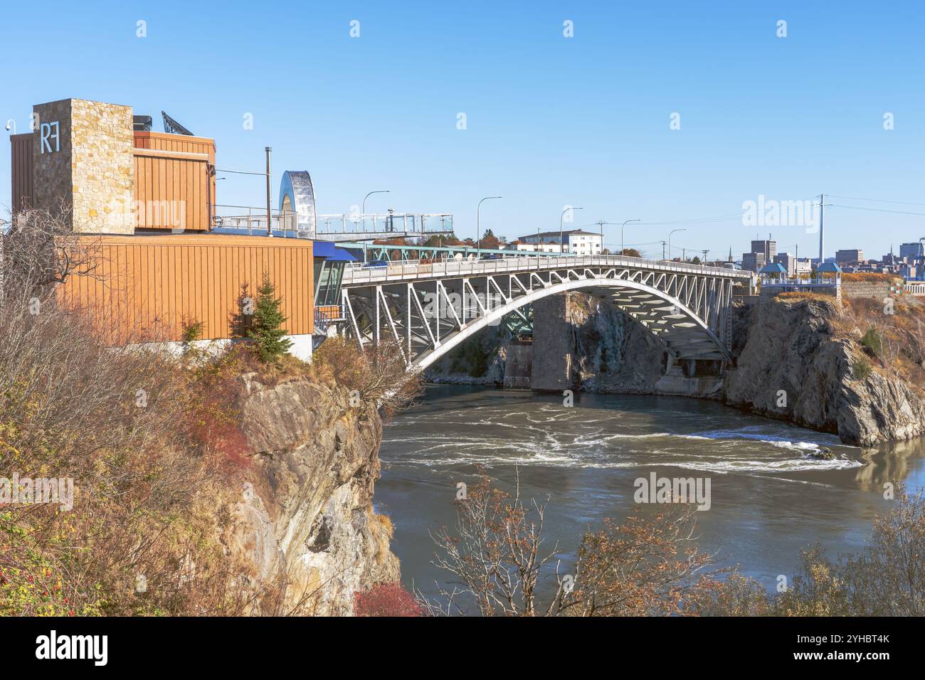 Reverse flow river hi-res stock photography and images - Alamy