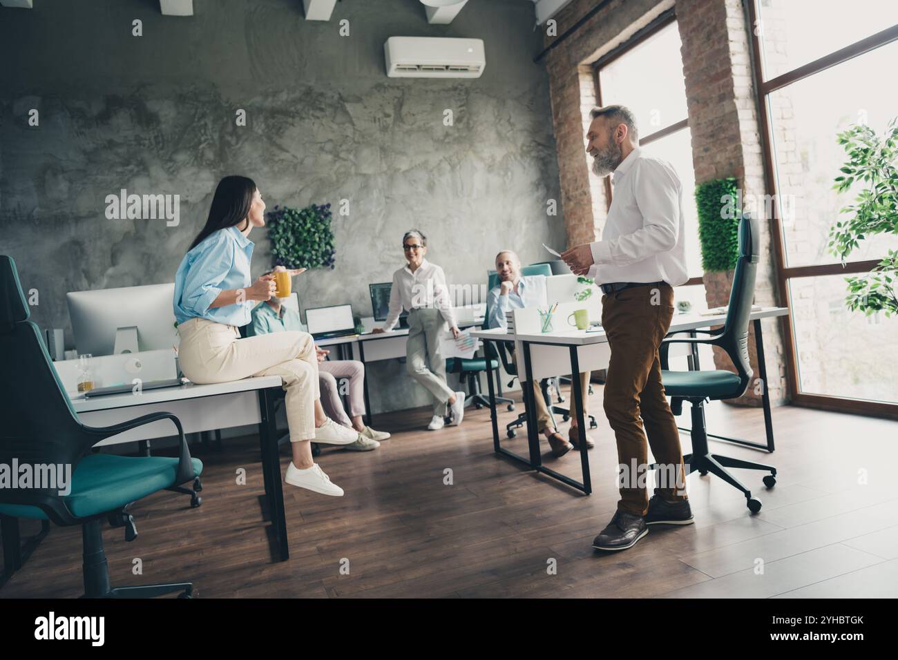 Full body photo of teamwork people working together coffee break ...