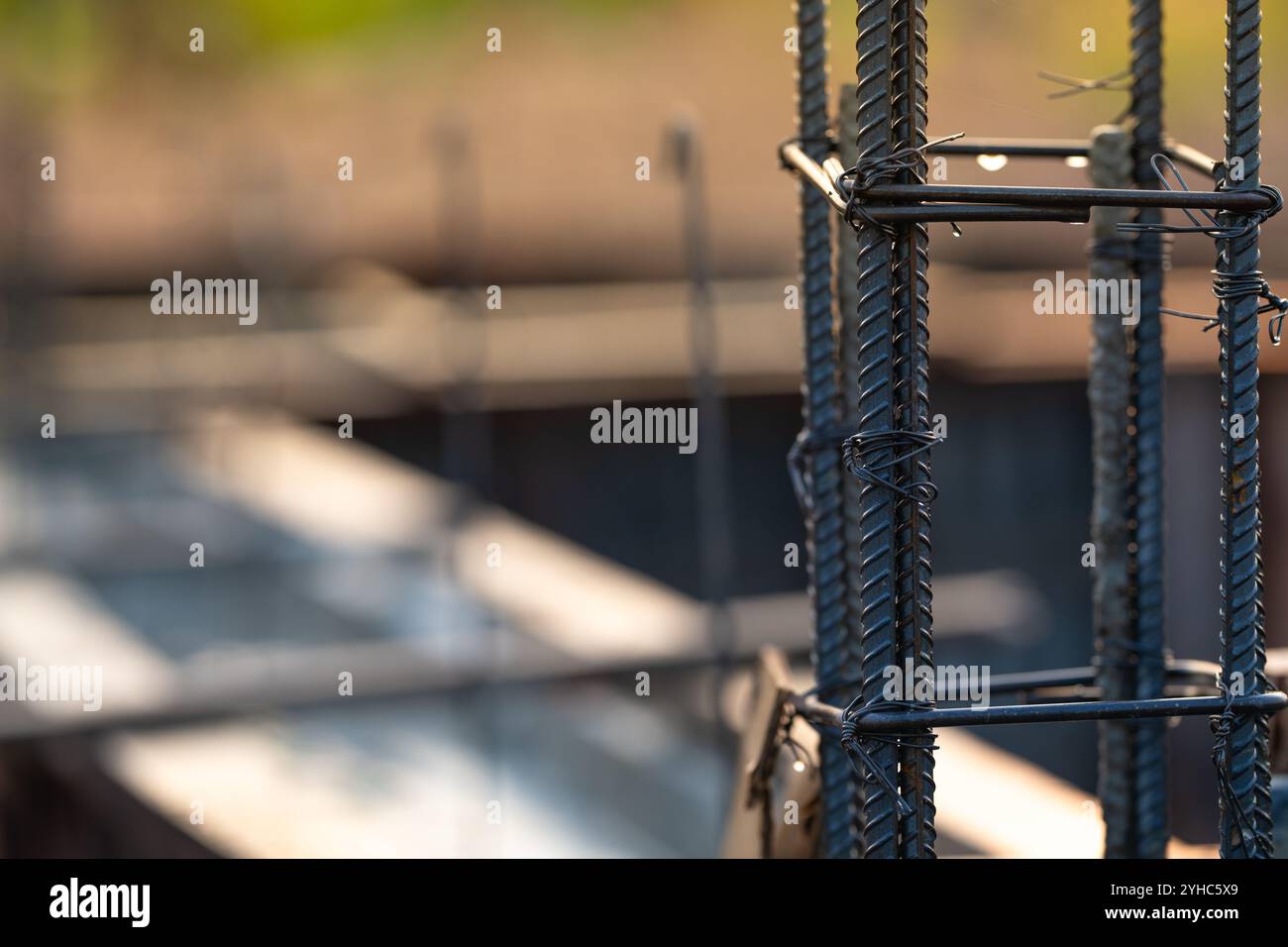 Rebar concrete pillar new hi-res stock photography and images - Alamy