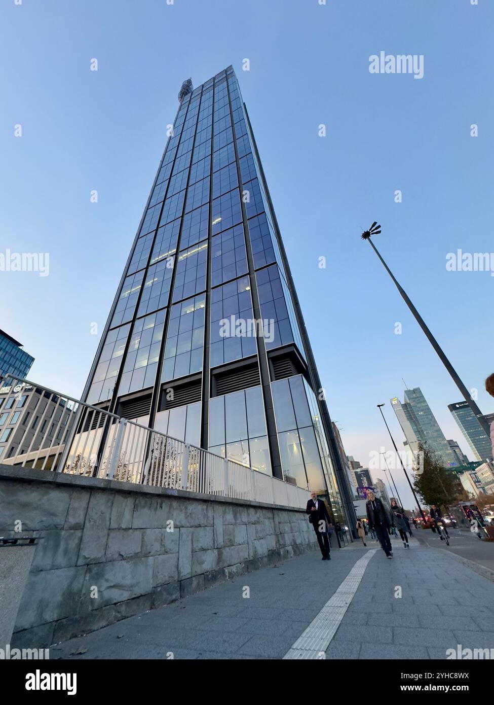 Skyscraper with Modern Minimalist Design Stock Photo - Alamy