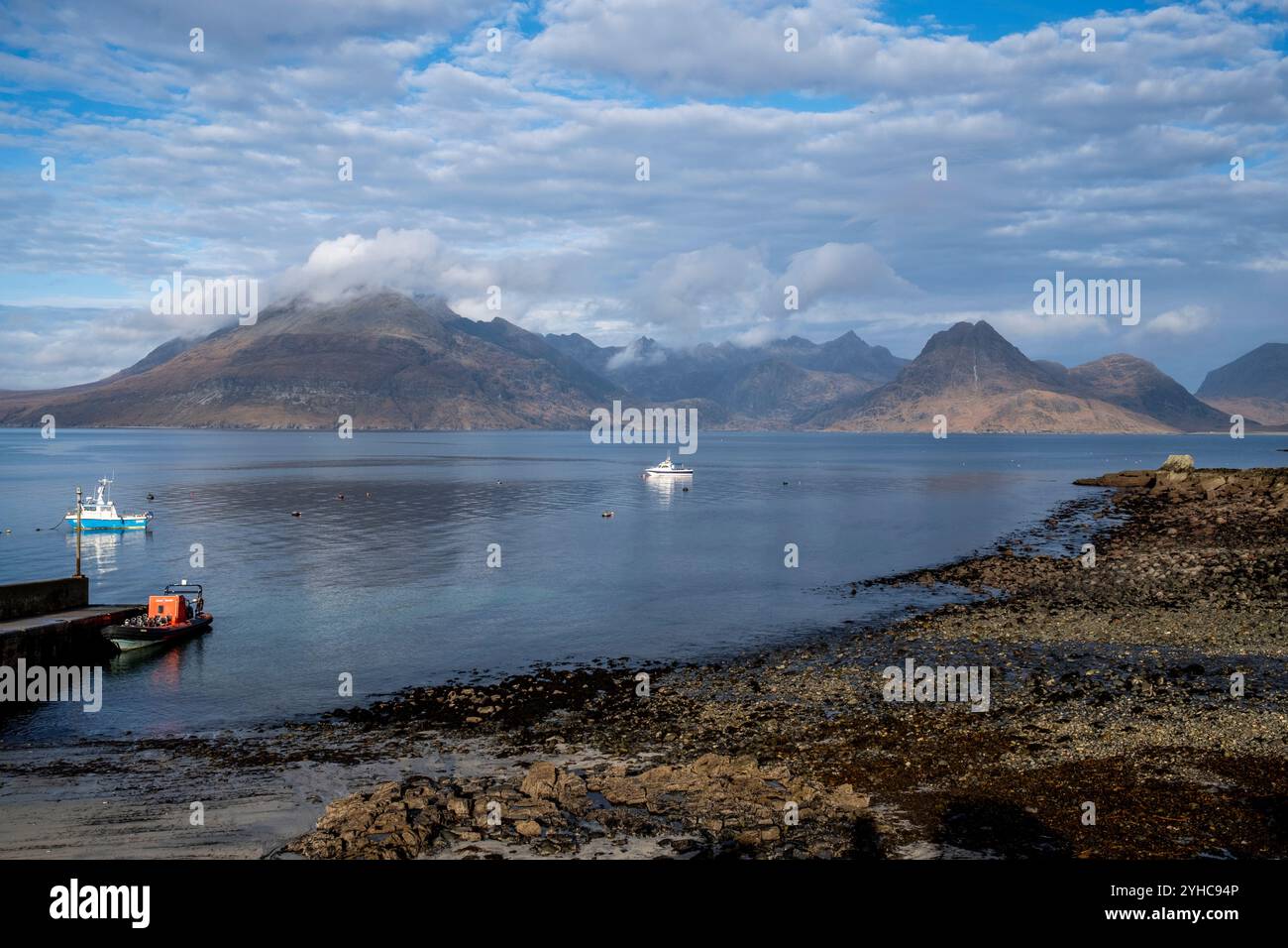 Cuillins mountains hi-res stock photography and images - Alamy