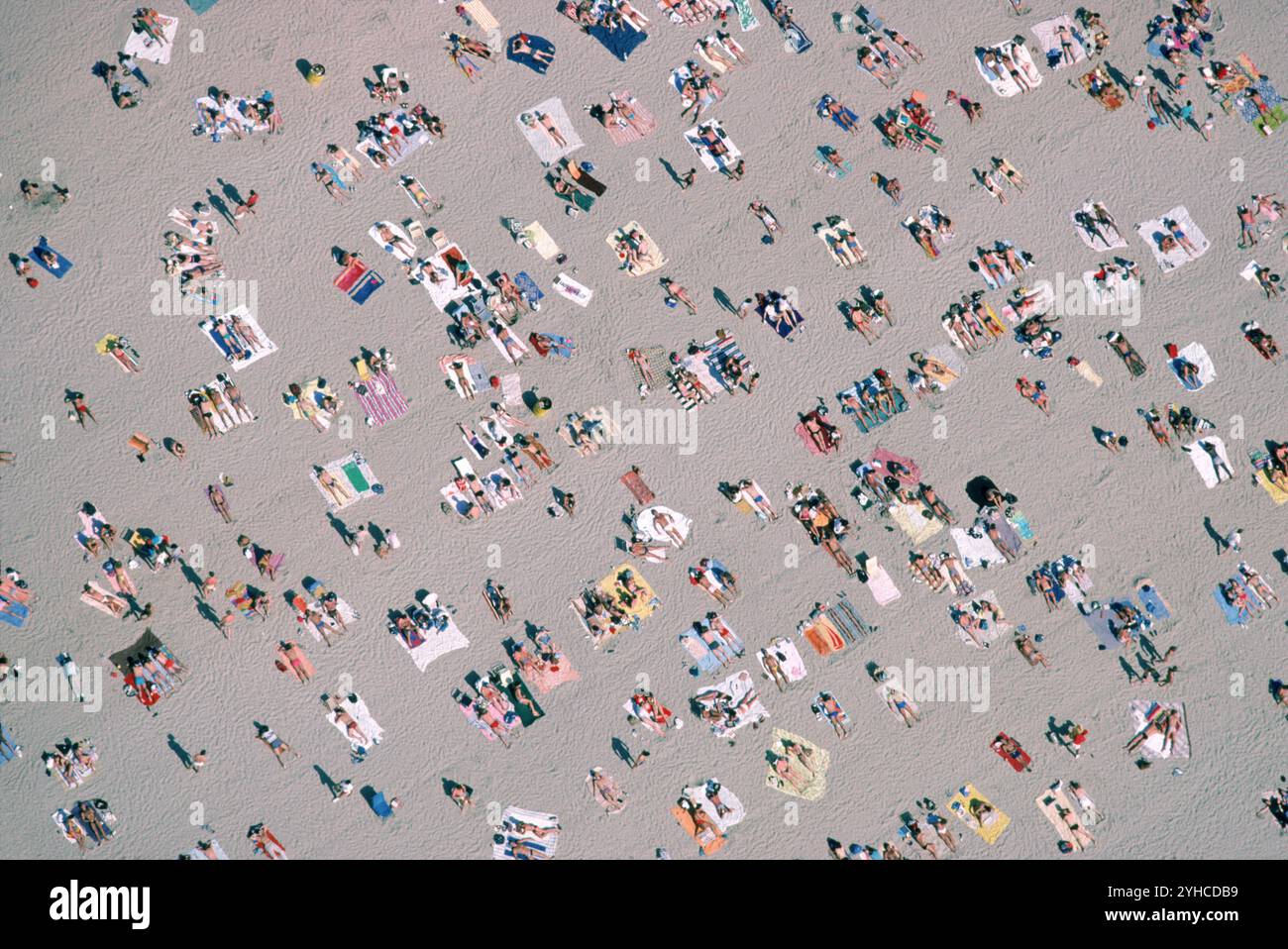 Aerial view on people sunning hi-res stock photography and images - Alamy
