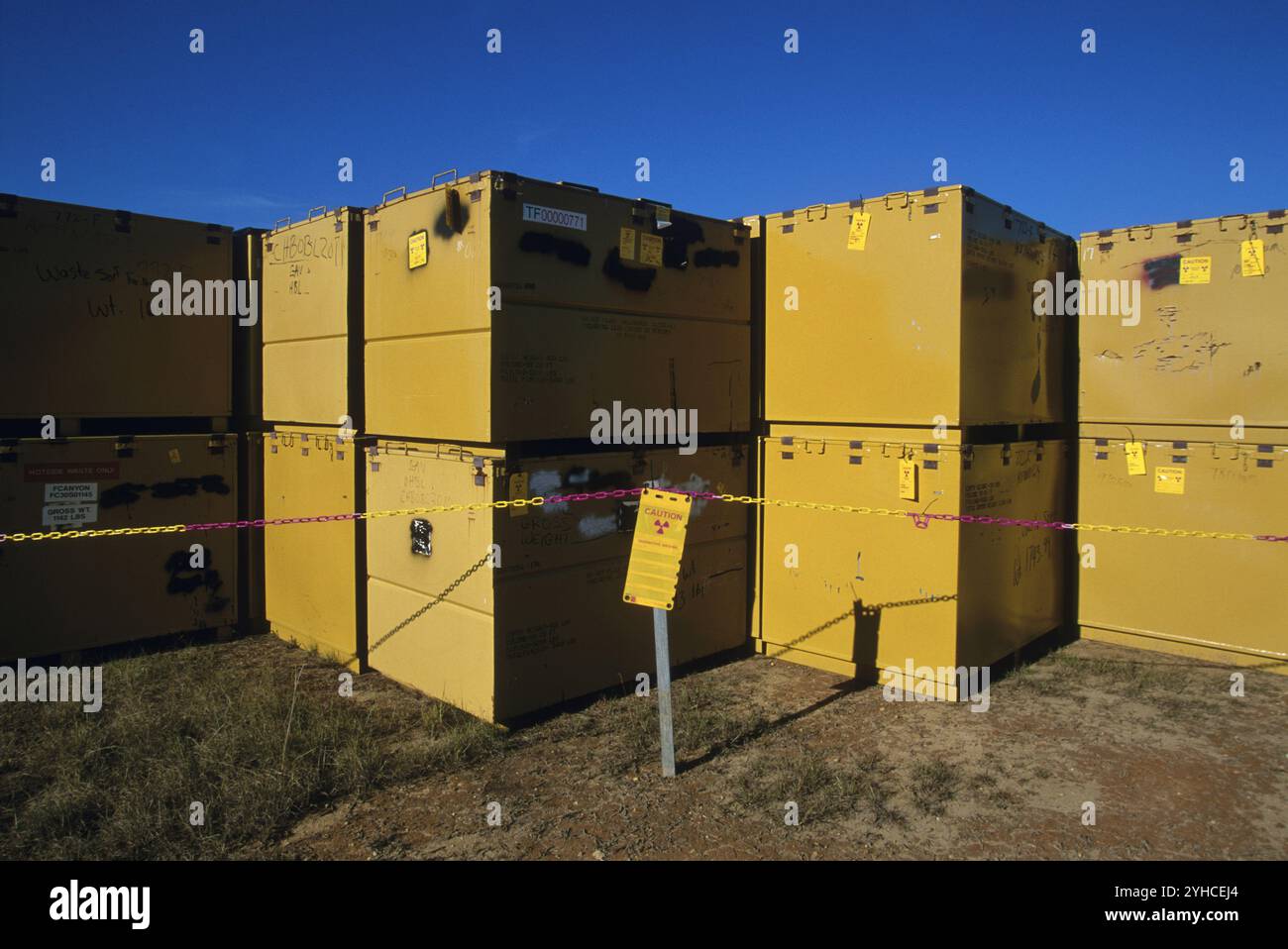 Spent nuclear fuel hi-res stock photography and images - Alamy