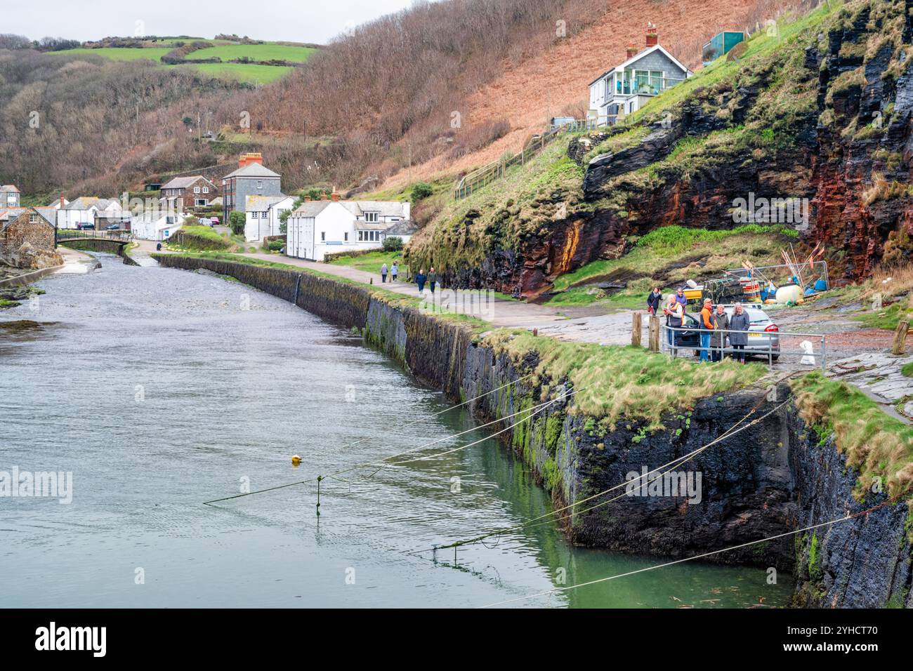 View looking up the River Valency towards the village of Boscastle ...